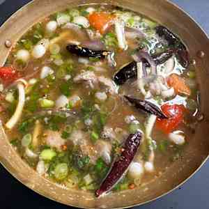 Mitr Thai - New York, NY Restaurant | Menu + Delivery | Seamless