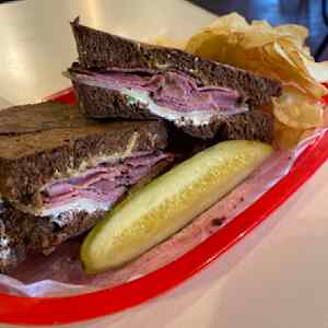 Wanigan Eatery & Pub - Bay City, MI Restaurant | Menu + Delivery | Seamless