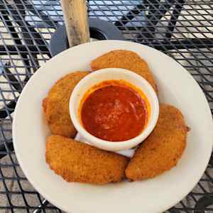 McBride's Irish Pub - Providence, RI Restaurant | Menu + Delivery ...