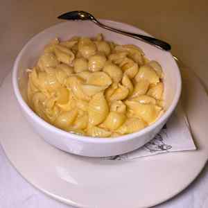 Finz Salem - Salem, MA Restaurant | Menu + Delivery | Seamless