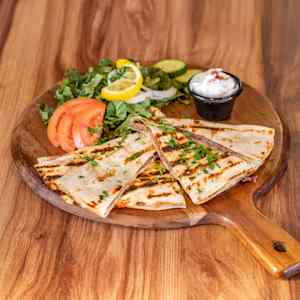 Kanoon Smoked Meat & Café - Waterbury, CT Restaurant | Menu + Delivery ...