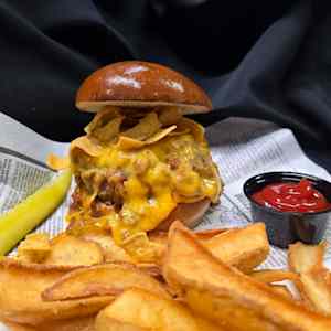 Uncommon Grill - Watertown, CT Restaurant | Menu + Delivery | Seamless