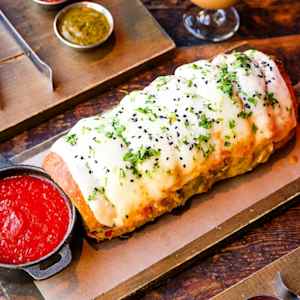 Parlor Pizza - West Loop - Chicago, IL Restaurant | Menu + Delivery ...