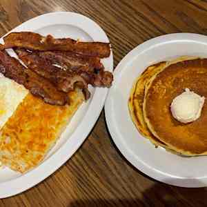 Heidi's Of Gresham - Gresham, OR Restaurant | Menu + Delivery | Seamless
