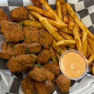 Starvin Marvin’s - Middletown, OH Restaurant | Menu + Delivery | Seamless