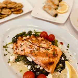 Parea Greek Kitchen - Arlington Heights, IL Restaurant | Menu ...