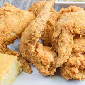 Central Market Kitchen - Detroit, MI Restaurant | Menu + Delivery ...