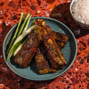 Soothr LIC - Queens, NY Restaurant | Menu + Delivery | Seamless