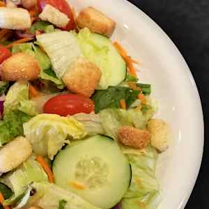 Round Table Pizza Delivery Menu | Order Online | 750 NE 181st Ave ...