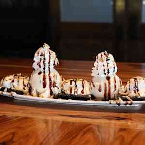 Five West - Rochester, MN Restaurant | Menu + Delivery | Seamless