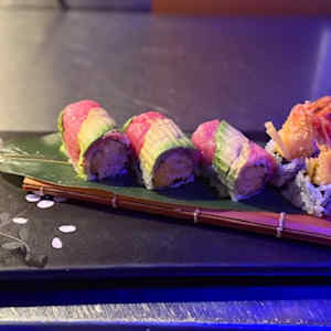 Haiku - White Plains, NY Restaurant | Menu + Delivery | Seamless