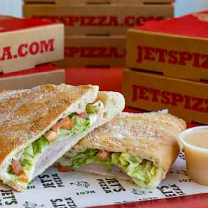 Jet's Pizza - Mentor, OH Restaurant | Menu + Delivery | Seamless