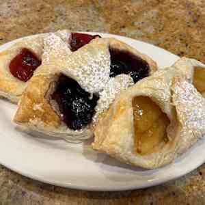 Avanti Caffe - Chicago, IL Restaurant | Menu + Delivery | Seamless