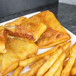 Louie Legends - Peoria, IL Restaurant | Menu + Delivery | Seamless