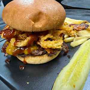 Mavis Public House Delivery Menu | Order Online | 6025 Kruse Dr Solon ...