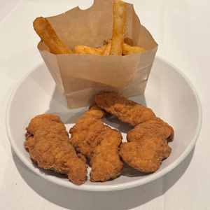 Finz Salem - Salem, MA Restaurant | Menu + Delivery | Seamless