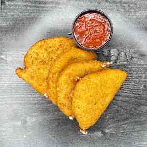 Decheco’s Pizzeria - Cuyahoga Falls, OH Restaurant | Menu + Delivery ...