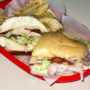 Wanigan Eatery & Pub - Bay City, MI Restaurant | Menu + Delivery | Seamless