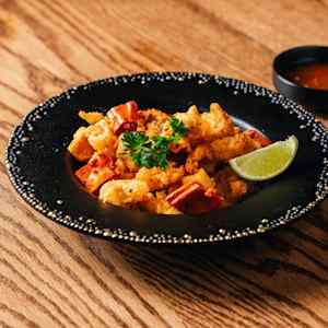 MŌLÌ - Greenwich, CT Restaurant | Menu + Delivery | Seamless