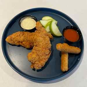 Finz Salem - Salem, MA Restaurant | Menu + Delivery | Seamless