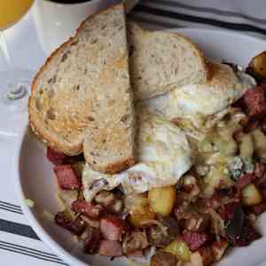 Five West - Rochester, MN Restaurant | Menu + Delivery | Seamless