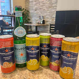 Avanti Caffe - Chicago, IL Restaurant | Menu + Delivery | Seamless