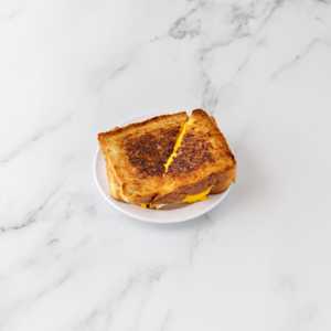 Cafe Eighty-Two - New York, NY Restaurant | Menu + Delivery | Seamless