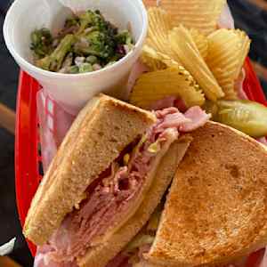 Wanigan Eatery & Pub - Bay City, MI Restaurant | Menu + Delivery | Seamless