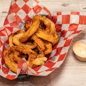 Flat Creek Webb City - Webb City, MO Restaurant | Menu + Delivery ...