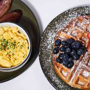 Bom Dough - Cambridge, MA Restaurant | Menu + Delivery | Seamless