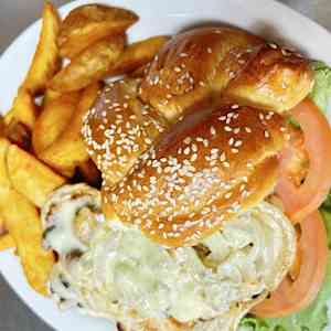 Manhattan Deli - Mentor, OH Restaurant | Menu + Delivery | Seamless