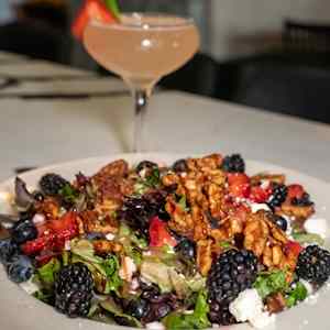 Babylon Social - Babylon, NY Restaurant | Menu + Delivery | Seamless