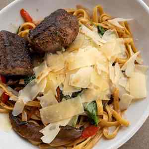 Five West - Rochester, MN Restaurant | Menu + Delivery | Seamless