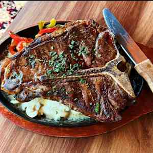Kanoon Smoked Meat & Café - Waterbury, CT Restaurant | Menu + Delivery ...