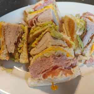 Parran's PO-Boys - Metairie, LA Restaurant | Menu + Delivery | Seamless