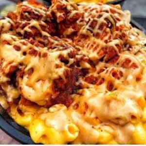 Louie Legends - Peoria, IL Restaurant | Menu + Delivery | Seamless