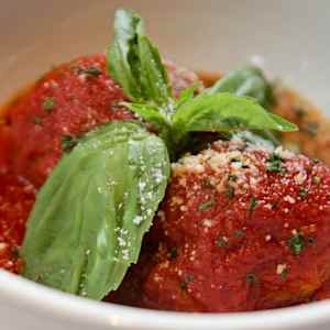 Campisi's - Dallas, TX Restaurant | Menu + Delivery | Seamless