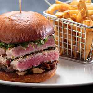 Yard House - New York, NY Restaurant | Menu + Delivery | Seamless