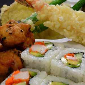 Gyotaku Japanese Restaurant Delivery Menu | Order Online | 1824 S King ...