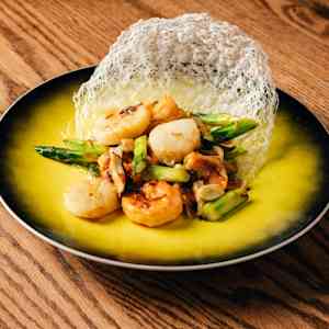 MŌLÌ - Greenwich, CT Restaurant | Menu + Delivery | Seamless