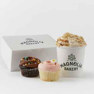 Magnolia Bakery Moynihan Station - New York, NY Restaurant | Menu ...