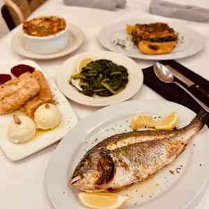 Parea Greek Kitchen - Arlington Heights, IL Restaurant | Menu ...