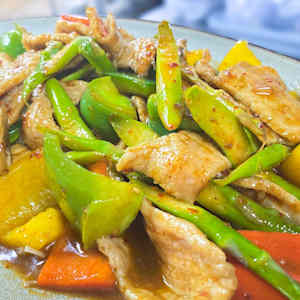 Cool Basil - Clive, IA Restaurant | Menu + Delivery | Seamless