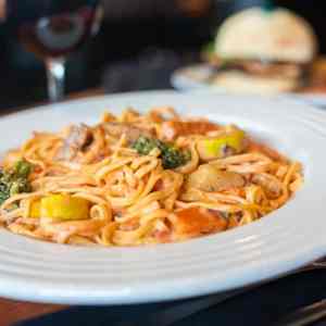 Lui Lui - Nashua, NH Restaurant | Menu + Delivery | Seamless