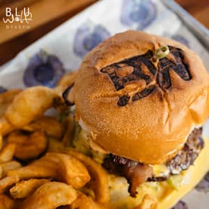 blu wolf bistro