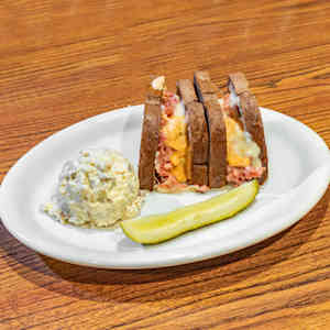 Main Bar Sandwich Shop - Sarasota, FL Restaurant | Menu + Delivery ...