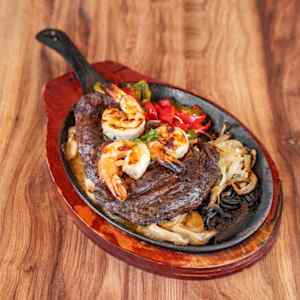 Kanoon Smoked Meat & Café - Waterbury, CT Restaurant | Menu + Delivery ...