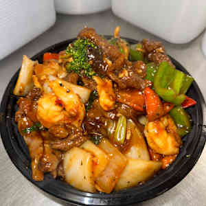 Wei Wei Asian Express - San Diego, CA Restaurant | Menu + Delivery ...