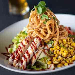 Yard House - New York, NY Restaurant | Menu + Delivery | Seamless