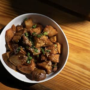 Loro Asian Smokehouse & Bar - Dallas, TX Restaurant | Menu + Delivery ...